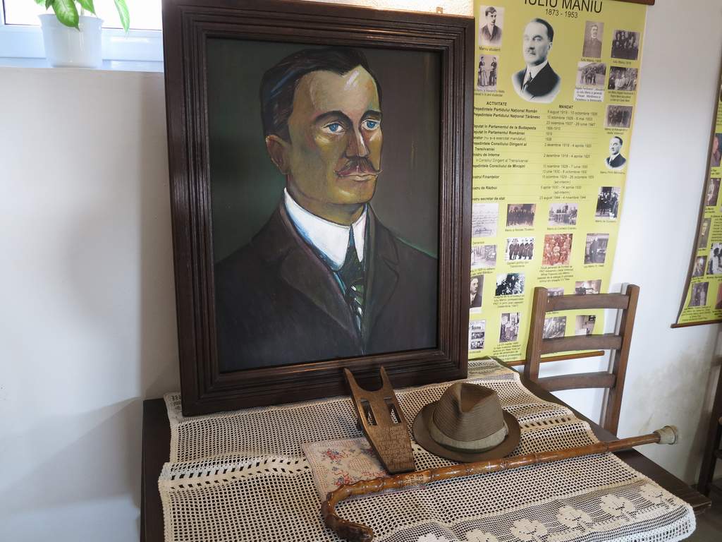 Silvicultorii români contribuie la reconstrucția Casei Memoriale „Iuliu ...